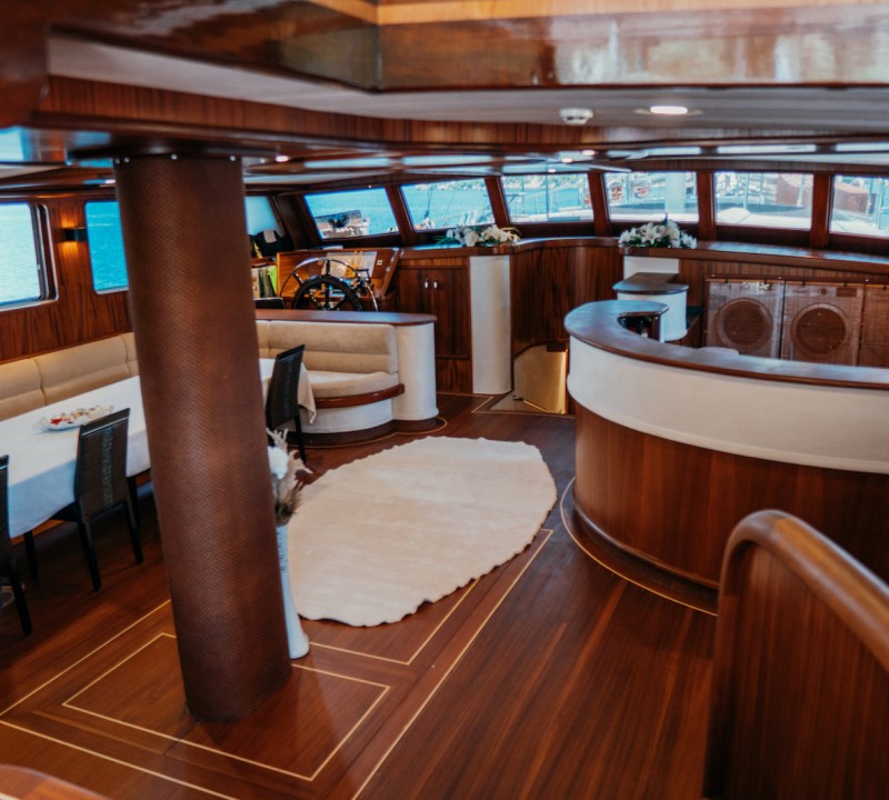 NEVRA QUEEN Yacht Charter Details, Turkish Gulet | CHARTERWORLD Luxury ...